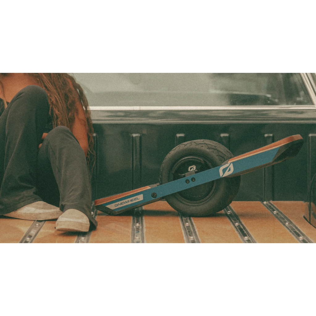 Onewheel XR Classic - 20MPH Top Speed - Electric Surf Sports